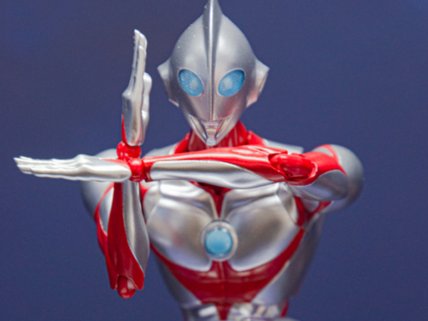SHF ULTRAMAN RISING [NETFLIX / ราคา / ของเล่น / ออกใหม่] : Metal ...